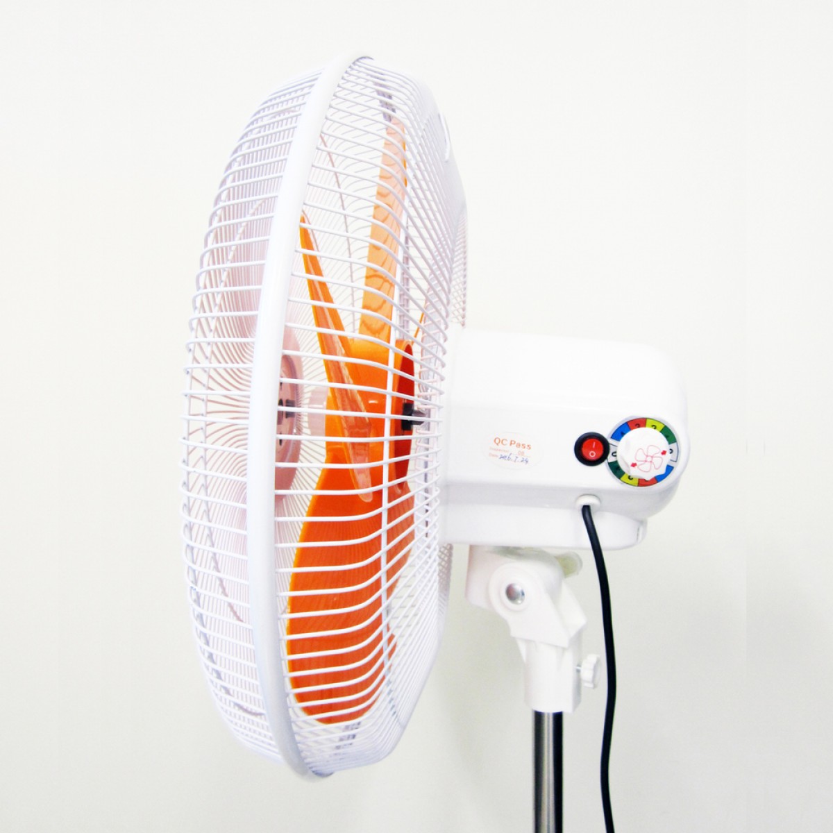 GOLD LUX 18-inch Stand Fan [4 Speed] (White)